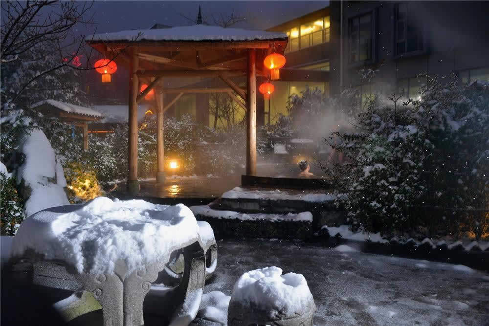 One Day Hot Spring Tour in Anji Jiangnan Tianchi from Hangzhou
